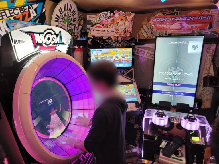 自宅にWACCA筐体を搬入しました！【アミューズメント自宅】 - FlipFlopBlog